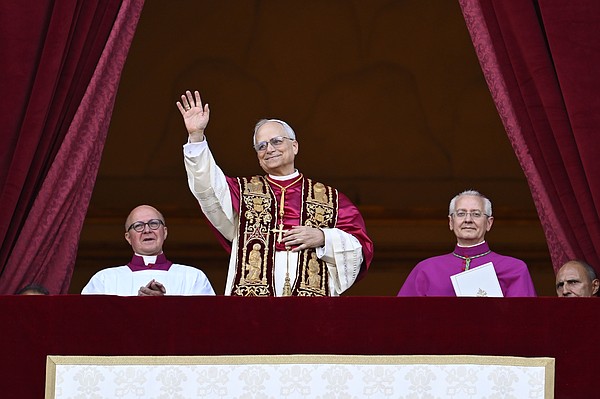 Chicago native Cardinal Prevost elected pope, takes name Leo XIV ...