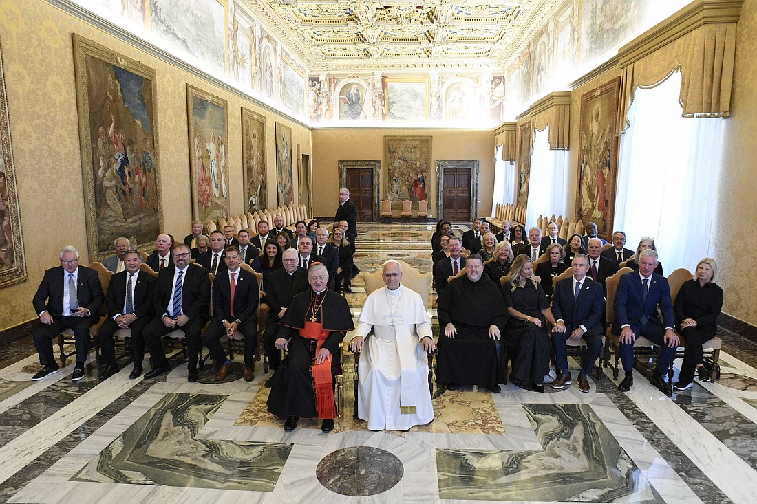 Pope meets pilgrimage of Chicago labor union leaders