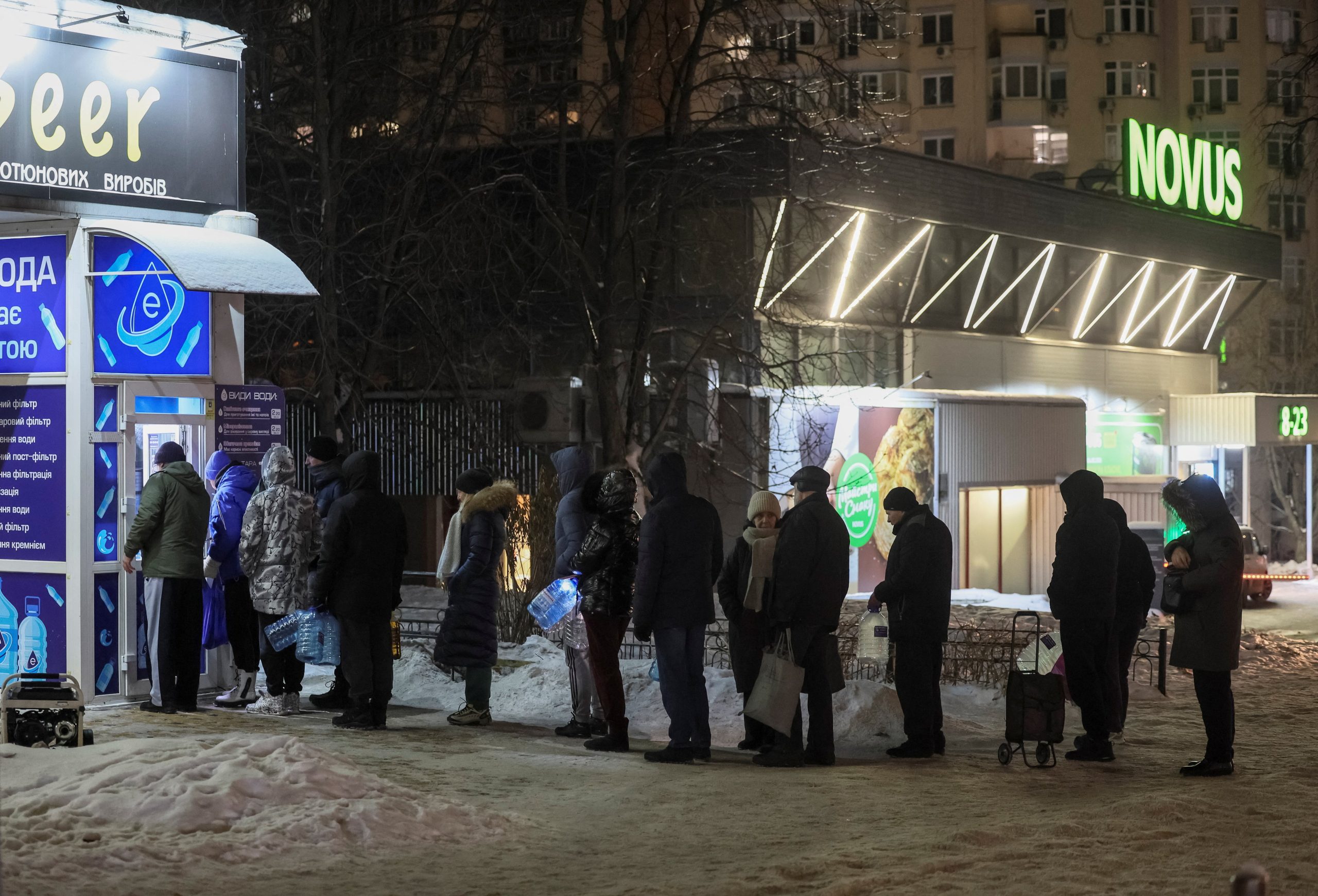 Russia aims to 'freeze' Ukrainians, prelate says; missile attacks turn ...